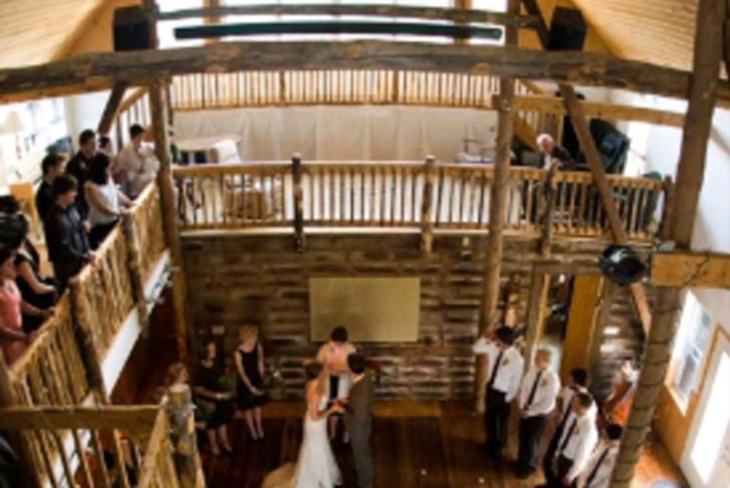 Top 10 Rustic Wedding Venues in Wisconsin - The Gardens
