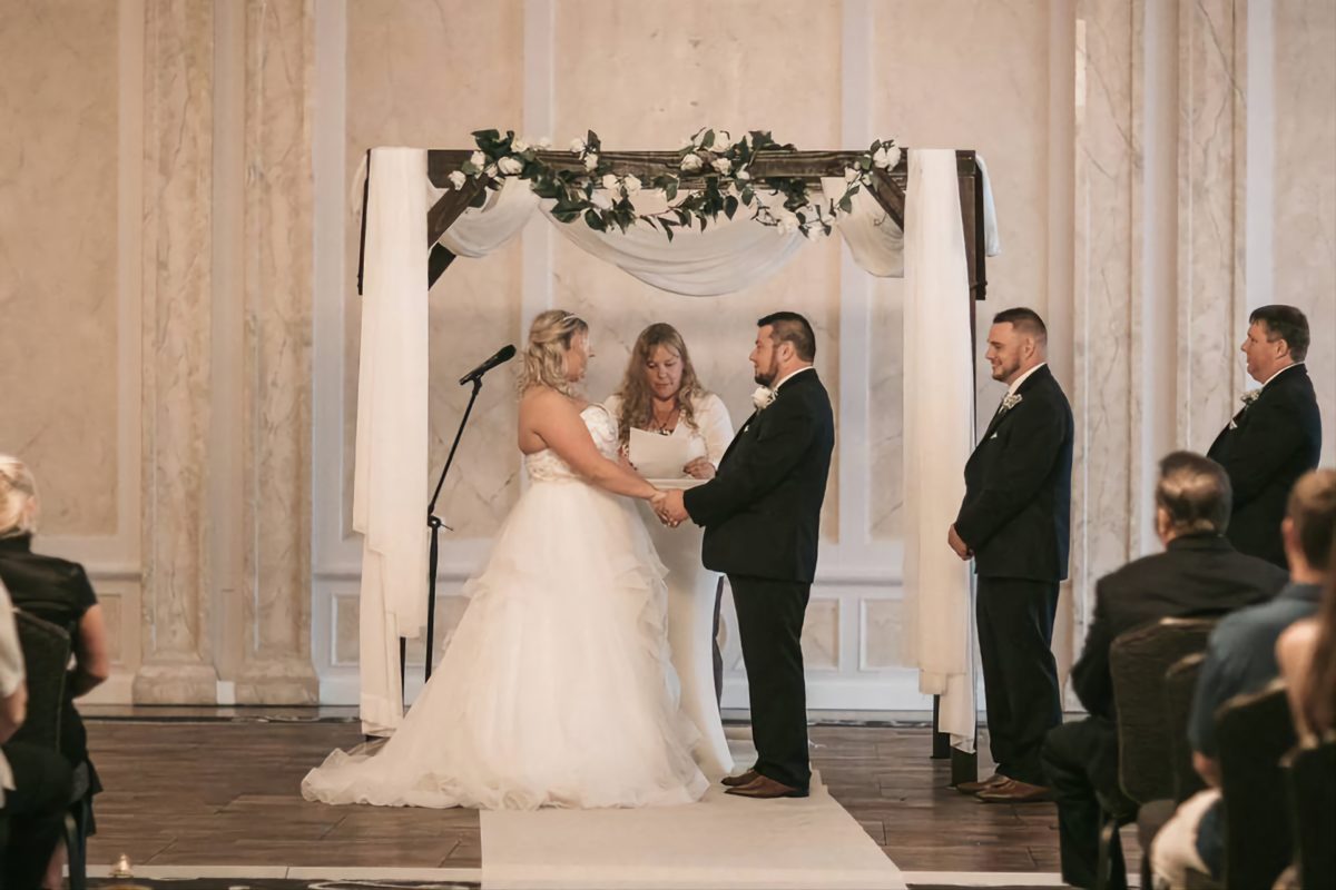 Top 5 Wedding Venues in Fond Du Lac - The Gardens